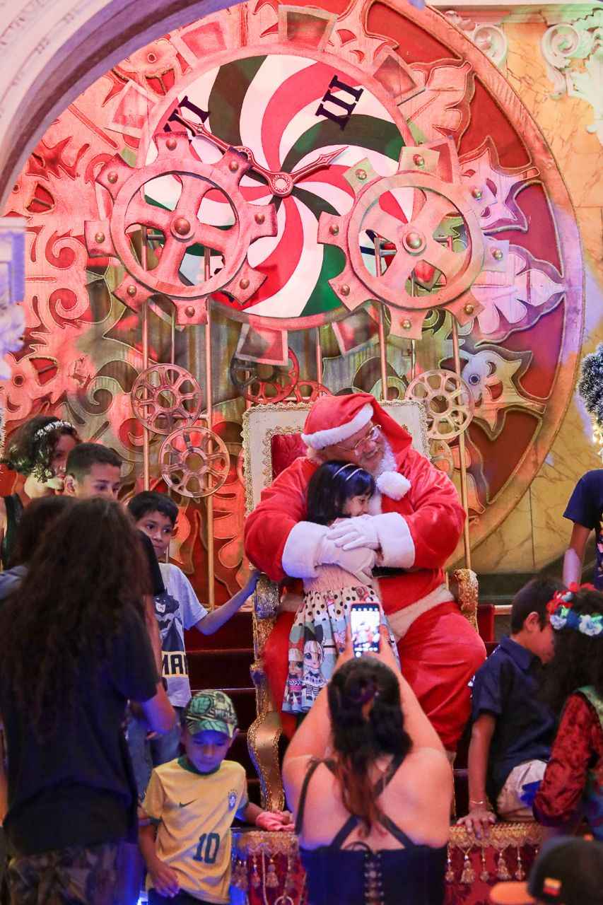 'O Mundo Encantado do Natal' é destaque com a ‘Casa do Biscoito’ e ...